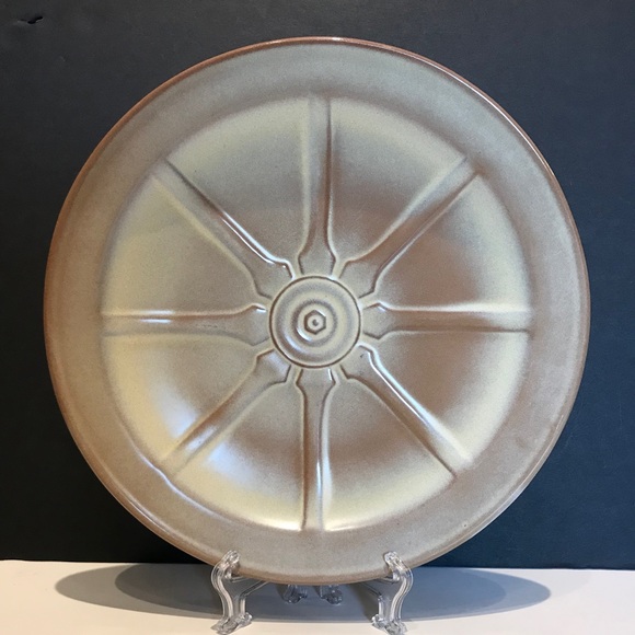 Frankoma | Dining | Vtg Frankoma Desert Gold Wagon Wheel Dinner Plates ...